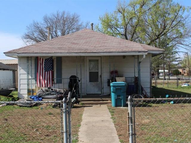 110 S Broadway Ave, Inola, OK 74036
