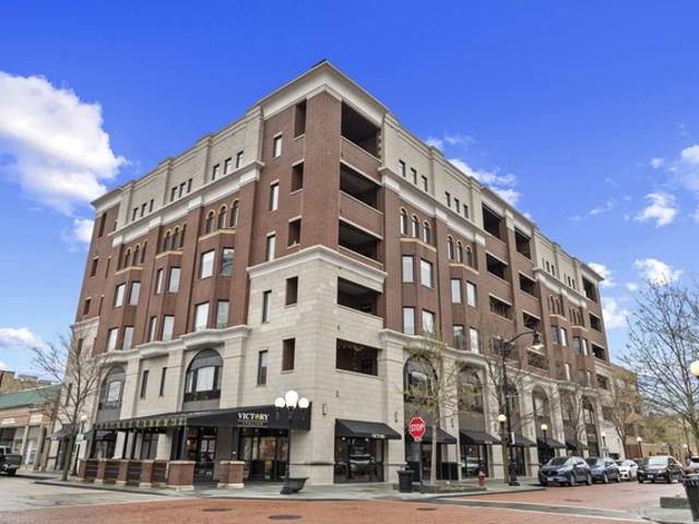 110 S Marion St Unit 308, Oak Park, IL 60302