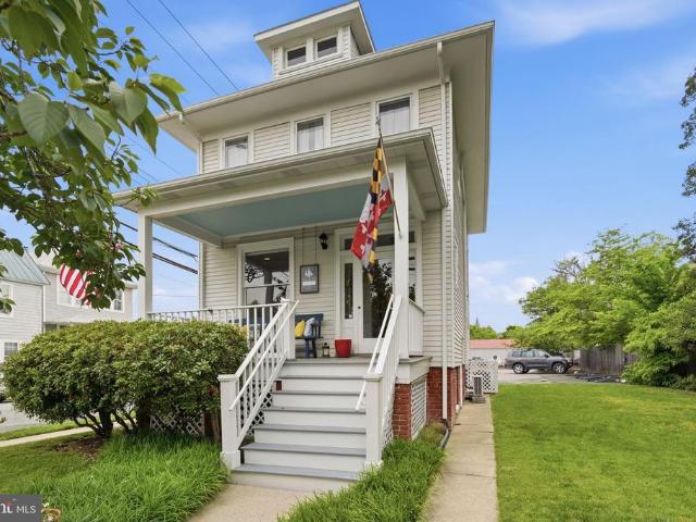 110 S Queen Street