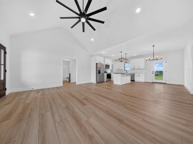 110 S Riverbend Drive