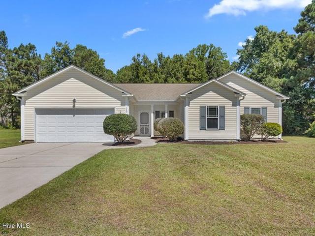 110 S Stone Dr, Sneads Ferry, NC 28460