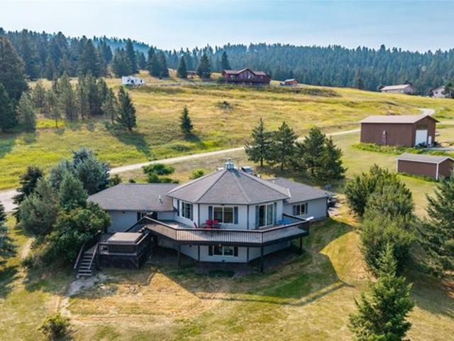 110 Smith Lake Dr, Kalispell, MT 59901