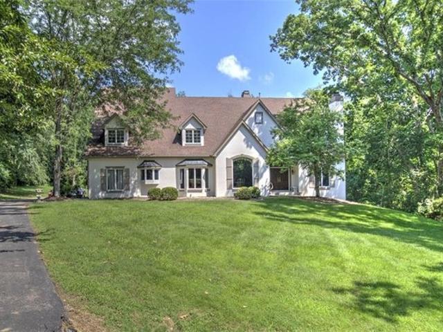 110 Southbrooke Ct, Decatur, IL 62521