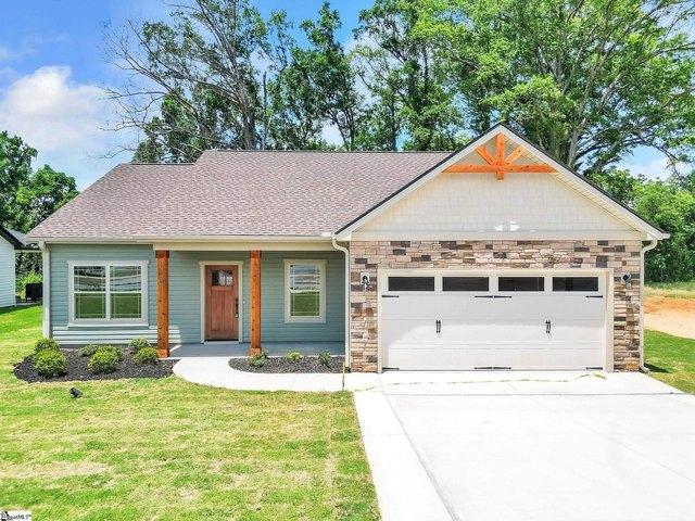 110 Saluda St, Belton, SC 29627