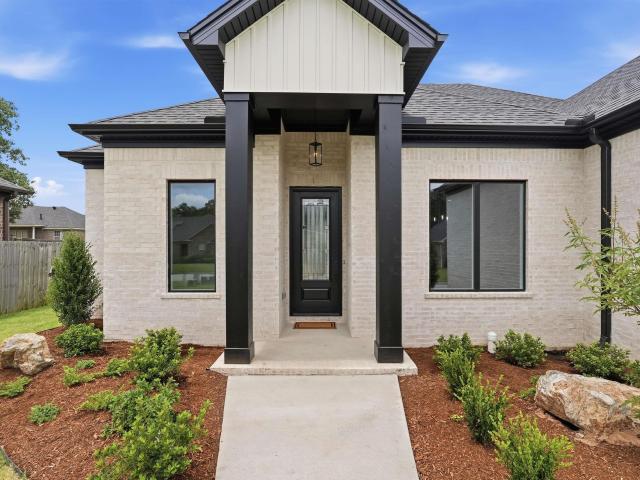 110 Sanibel Circle
