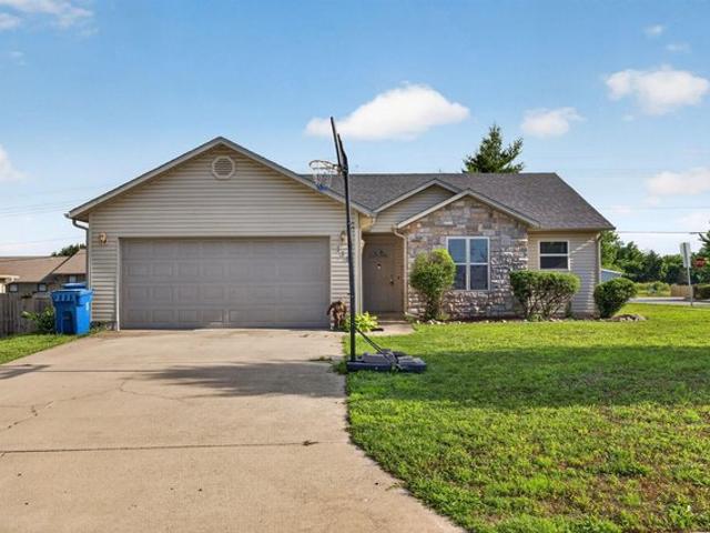 110 Scotch Pine Ct, Hollister, MO 65672