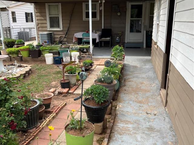 110 SE 40th Street