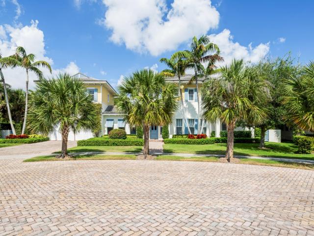 110 Sea Ln, Delray Beach, FL 33483 | MLS #R11094