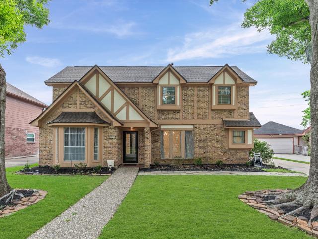 110 Shadow Wood Drive