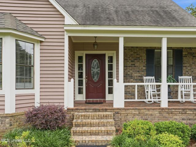 110 Shady Oaks Circle