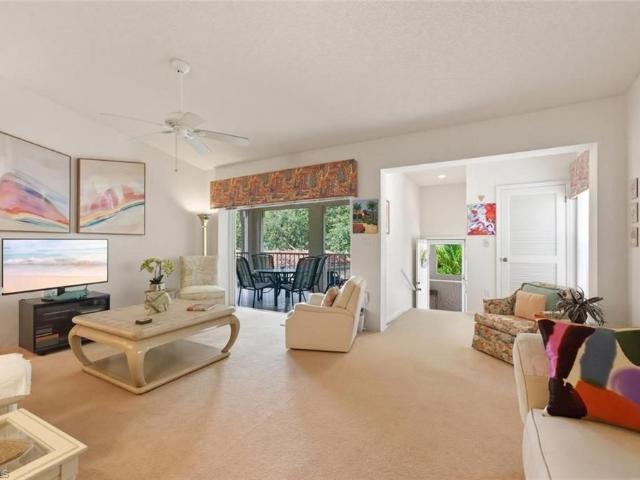110 Siena Way Unit 206, Naples, US, FL