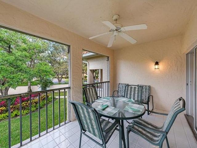 110 Siena Way #206, Naples, FL 34119