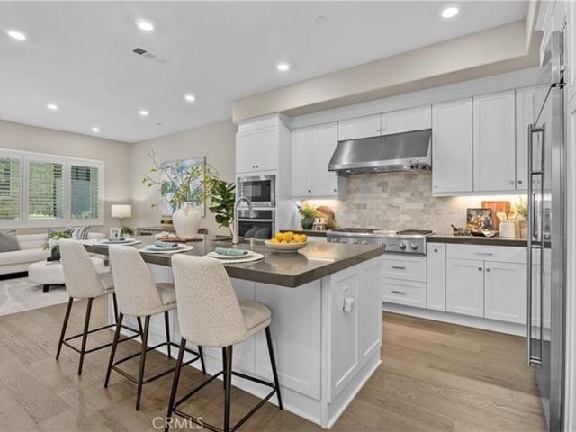 110 Spiral, Irvine, CA 92618