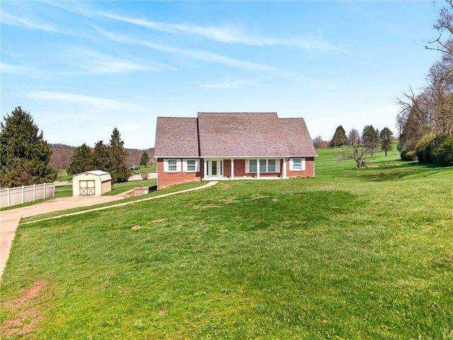 110 Spring Dr, Apollo, PA 15613