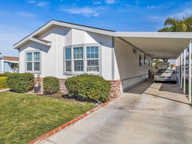 110 Sumac Ln, Fountain Valley, CA 92708