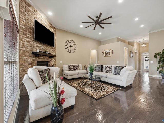 110 Summer Walk Lane