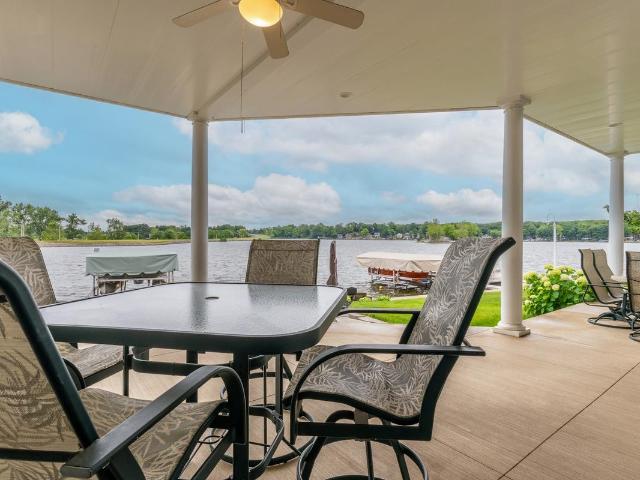 110 Sylvan Point