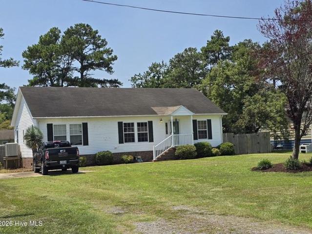 110 Porpoise St, Moyock, NC 27958