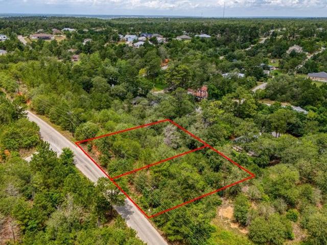 110 Pahalawe Ln, Bastrop, TX 78602