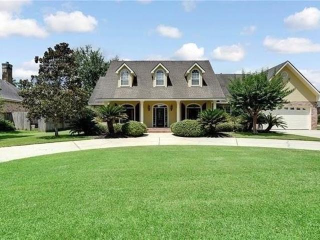 110 Paradise Pt, Slidell, LA 70461