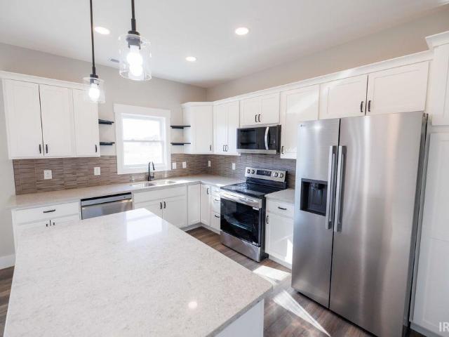 110 Pin Oak Road