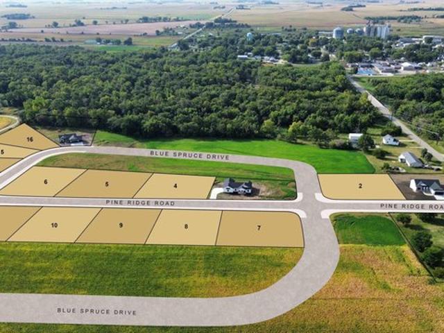 110 Pine Ridge Rd, New Hartford, IA 50660