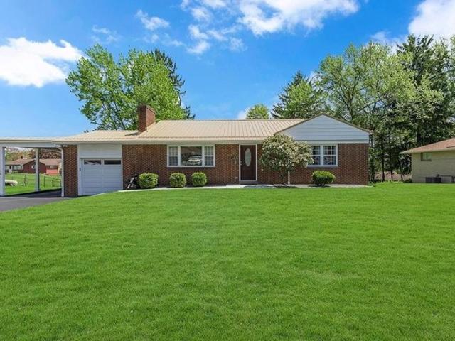 110 Pinkerton Dr, Beaver, PA 15009
