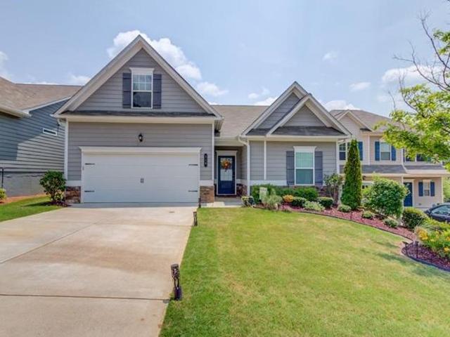 110 Prominence Ct, Canton, GA 30114