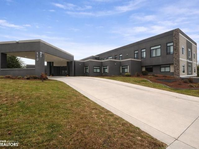 110 Rockslyvania St, Iowa Falls, IA 50126