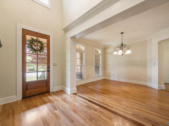 110 Rosehaven Circle