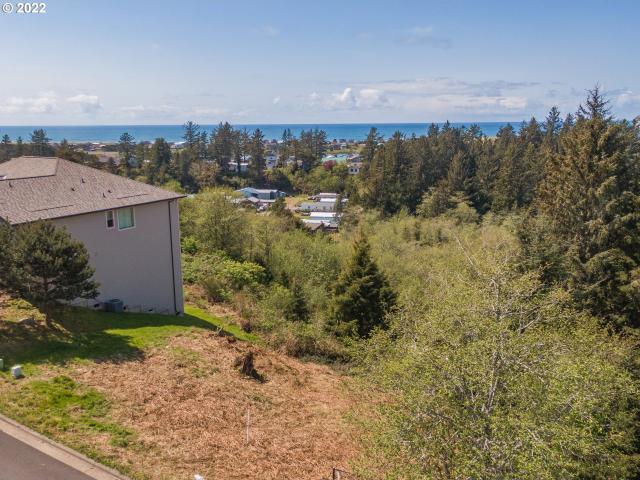 110 Reddekopp DR