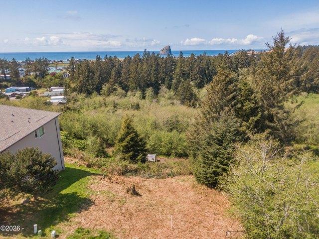 110 Reddekopp Rd, Pacific City, OR 97112