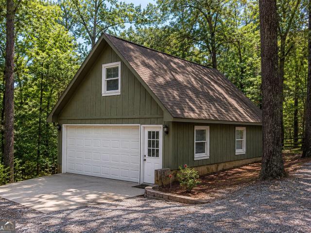 110 Ridge Drive