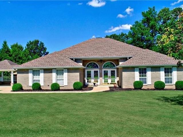 110 Ruth Ln, Rogers, AR 72756