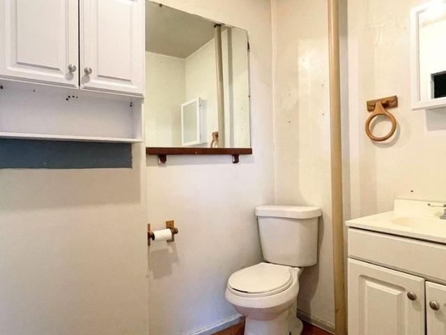 110 W 5th Ave 1 Bedroom Apartment for Rent at 110 W 5th Ave, Hutchinson, KS 67501