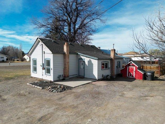 110 W 100 S, Monroe, UT 84754