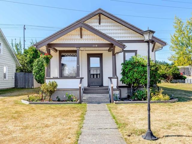 110 W 14th St, Port Angeles, WA 98362