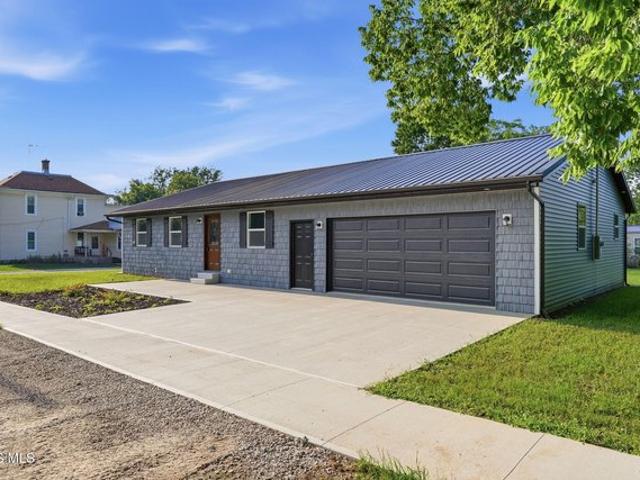 110 W Clay St, Mount Blanchard, OH 45867