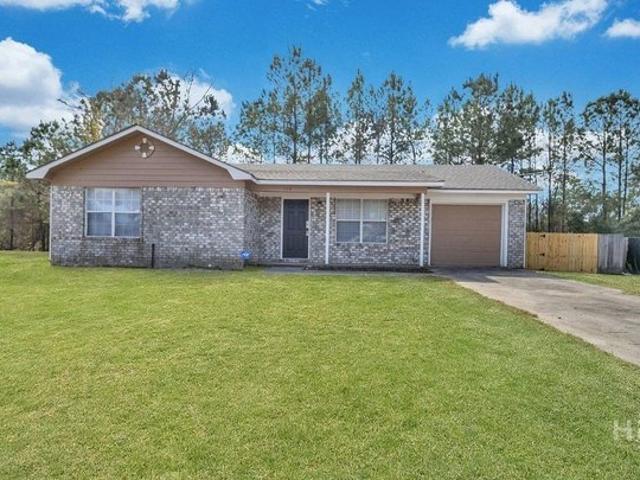 110 W Kenny Dr, Hinesville, GA 31313