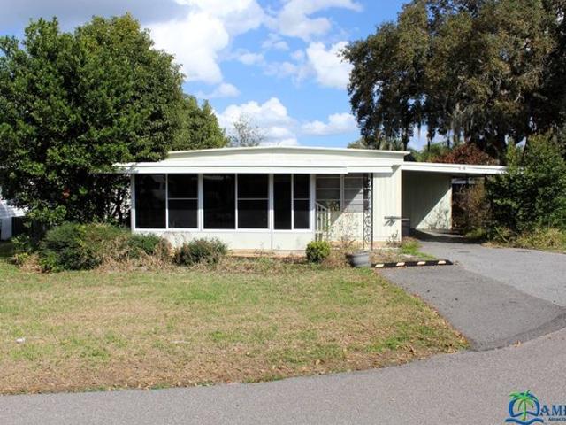 110 W Sterling Way, Leesburg, FL 34788