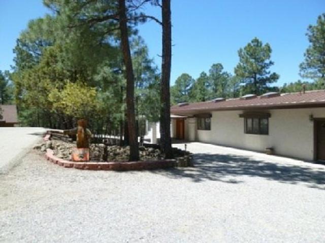 110 Woodbrier