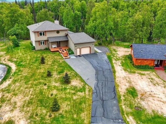 110 Wooded Glen Ct, Kenai, AK 99611