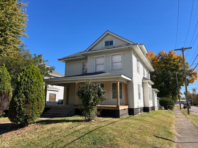 110 Woodlawn Pl, Crawfordsville, IN 47933 | Compass