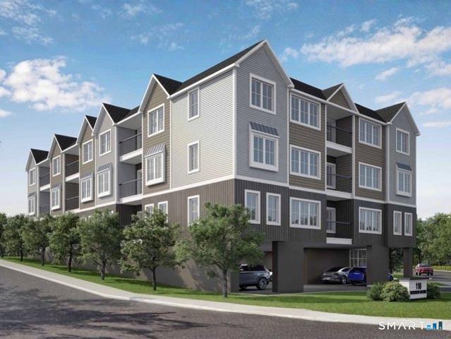 110 Woodrow Ave, Fairfield, CT 06890