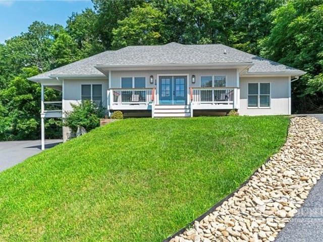 110 Westbrook Dr, Boone, NC 28607