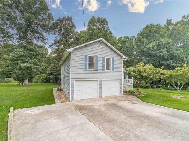 110 Whisper Way