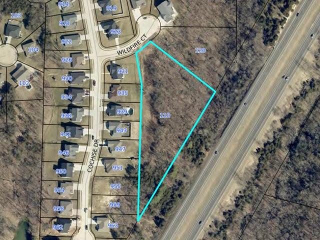 110 Wildfire Ct, Holts Summit, MO 65043