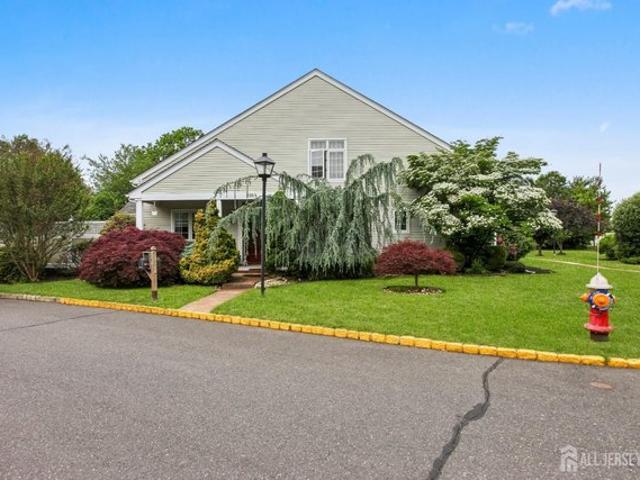 110 Winthrop Rd Unit A, Monroe, NJ 08831