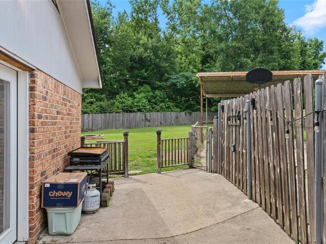 110 Wisteria Circle