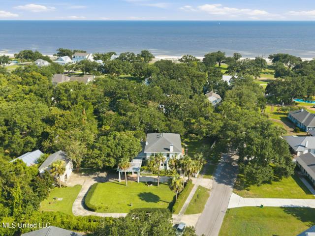 110 Wisteria Drive